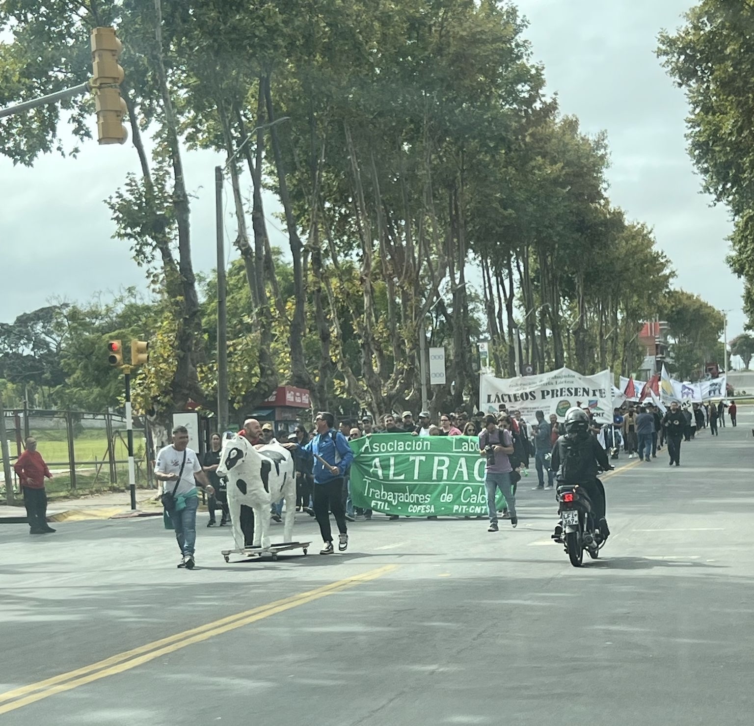Trabajadores de Calcar: “Es hora de despertar, ya son gobierno, háganse ...